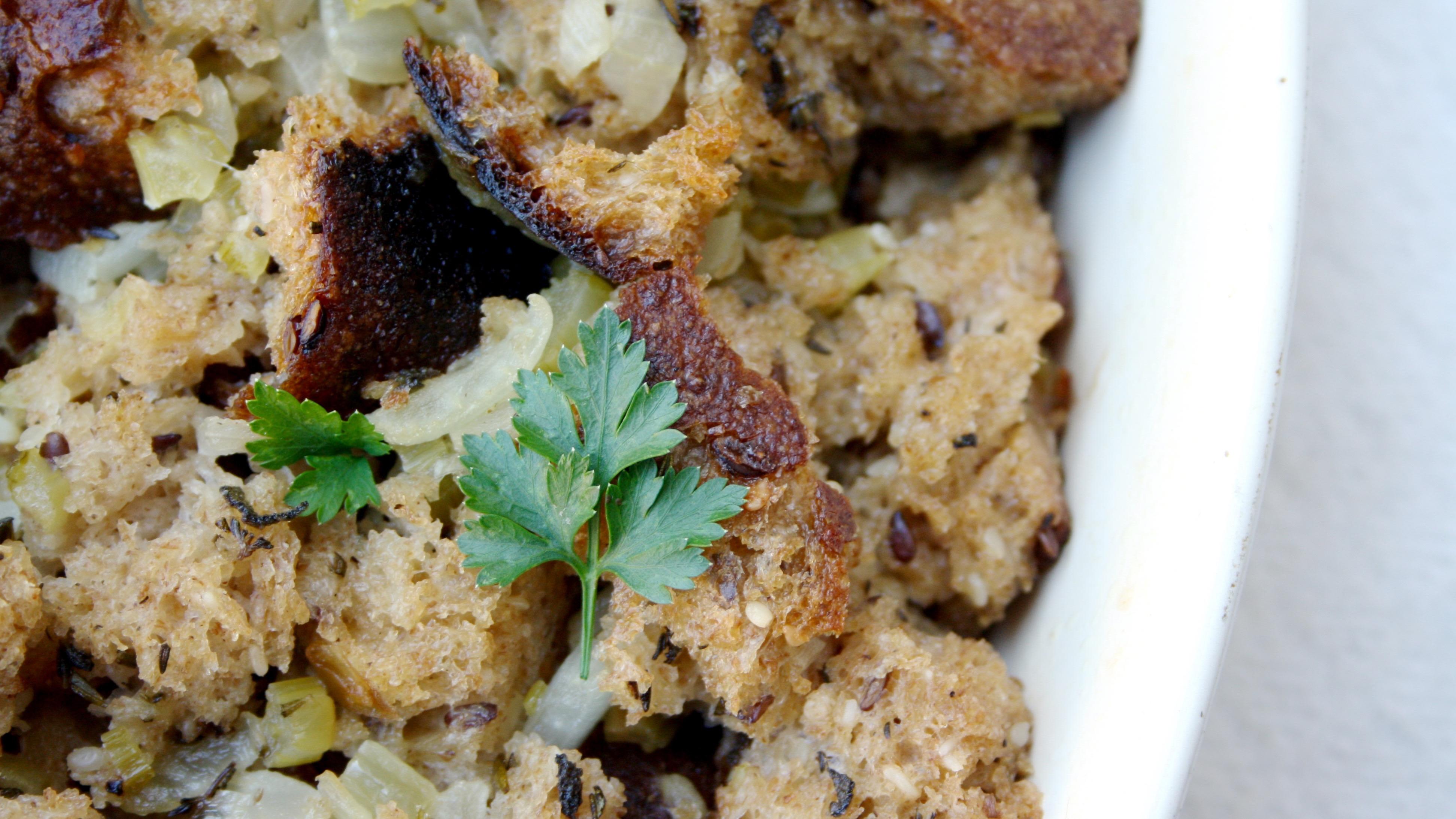 Whole Wheat Bread Stuffing With Fresh Herbs Aplenty - Community Grains